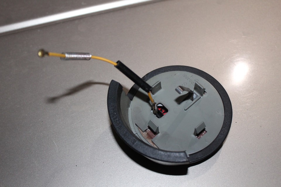 88-94 Chevy Silverado Suburban Truck Steering Wheel Horn Button Red ...