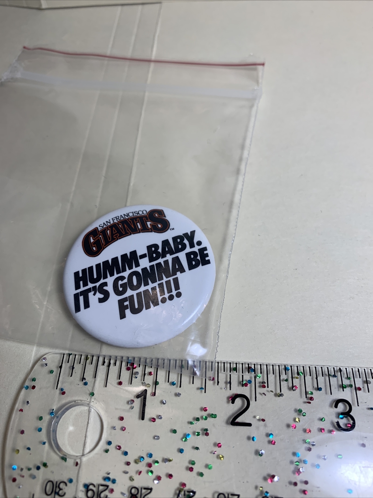 Vintage San Francisco Giants Pin Button Pinback MLB "Humm-Baby Its ...