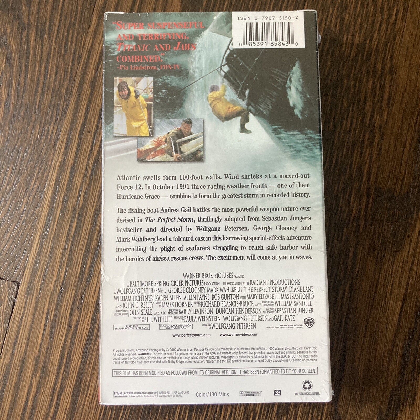 The Perfect Storm VHS Movie VCR 2000 New Sealed Clooney Walberg Andrea ...