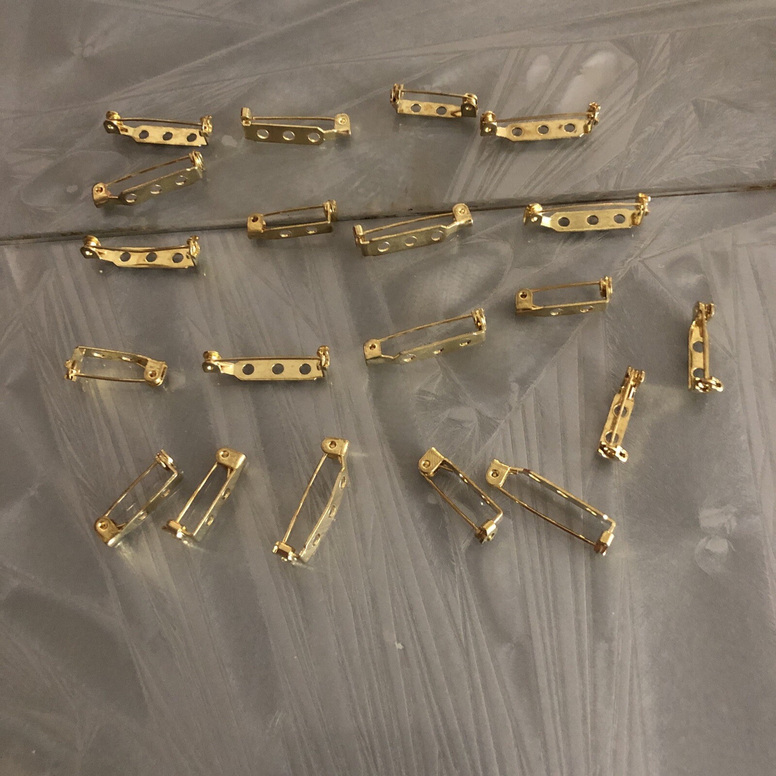 vtg 20 BRASS PIN BROOCH BACKS 14mm #121618y DOLLS CRAFTS | eBay