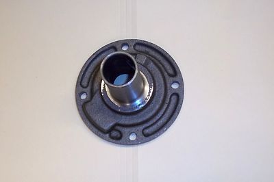 SUPER T10 FRONT BEARING RETAINER W/SEAL NEW T89C-6A BORG WARNER | eBay