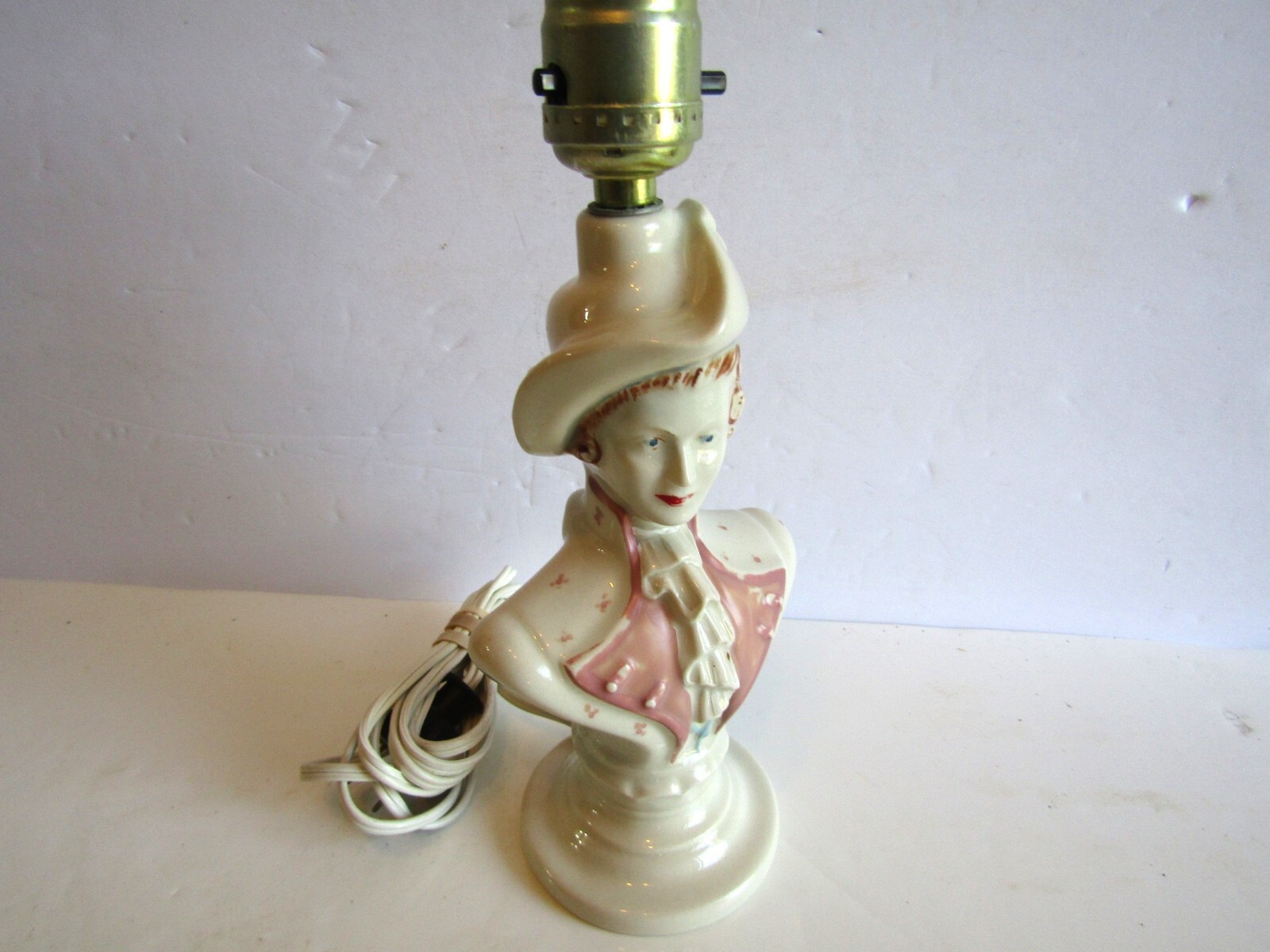 1-VTG.JOHNSON LAZARE-VICTORIAN BUST MAN FIGURE BOUDOIR-TABLE LAMP ...