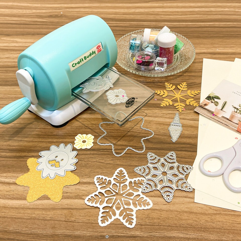Mini Die Cutting Machine With Cutting Pads For DIY Scrapbooking Paper ...