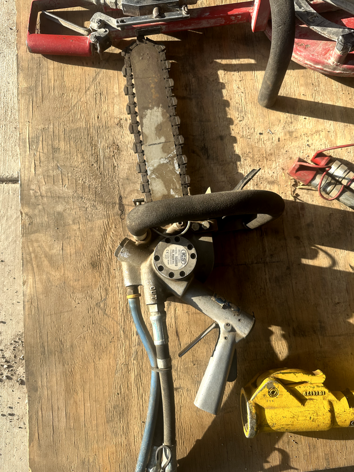 Hydraulic Breaker / Rivet Buster, Hydraulic chain saw, hydraulic ...