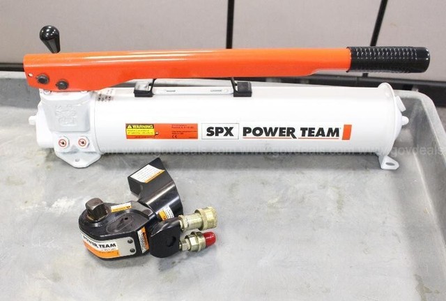 SPX Power Team TWHC6 Torque Wrench 1.5" Square Drive for sale online | eBay