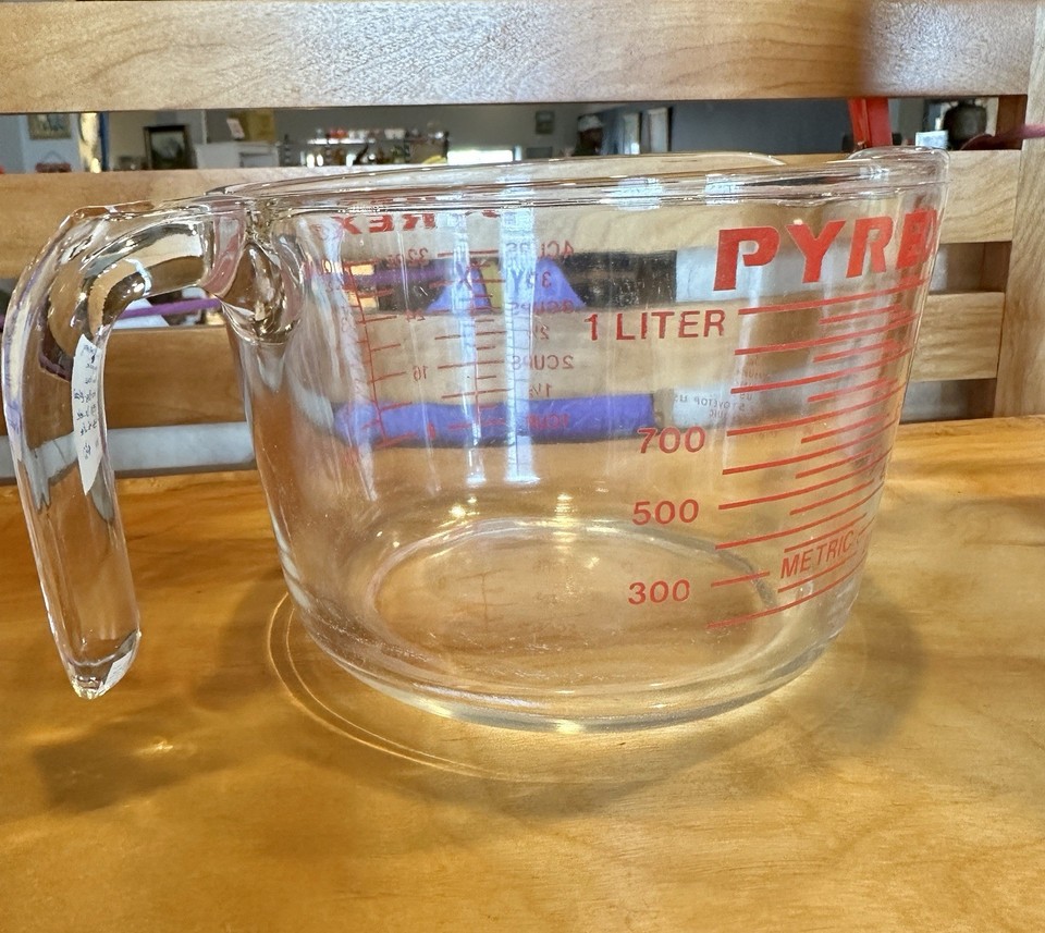 Vtg PYREX 4-Cup/ 1-Qt Large Glass Measuring Cup 532 w/ Red Print - Made ...