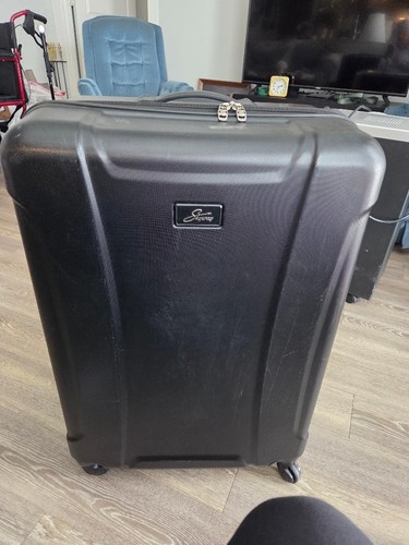 Skyway Hard Side Suitecase | eBay