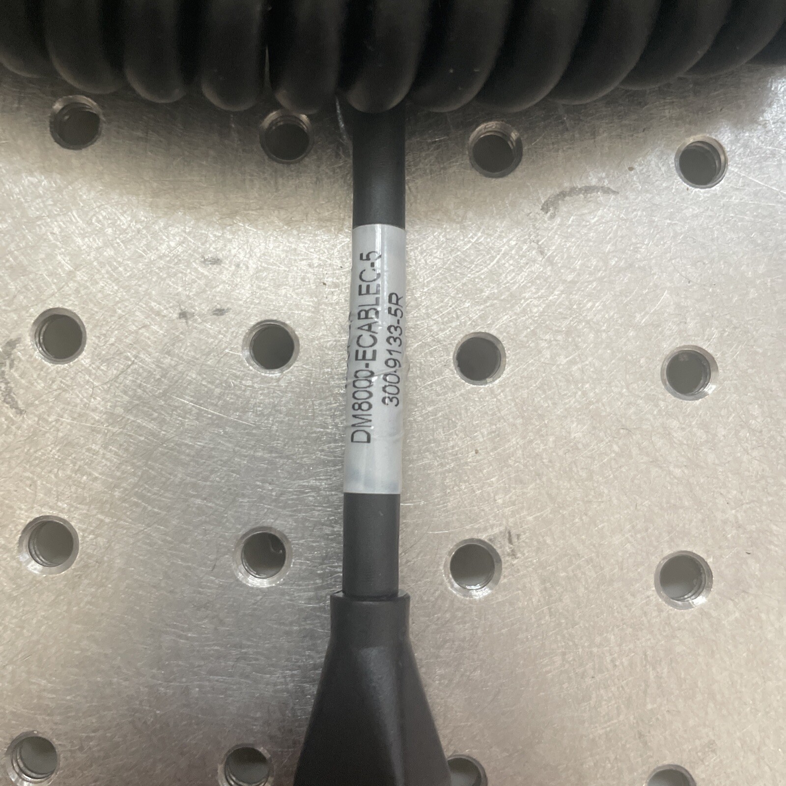 COGNEX DM8050E Scanner, Wall Mount, DM8000-ECABLEC-5 300-9133-5R ...