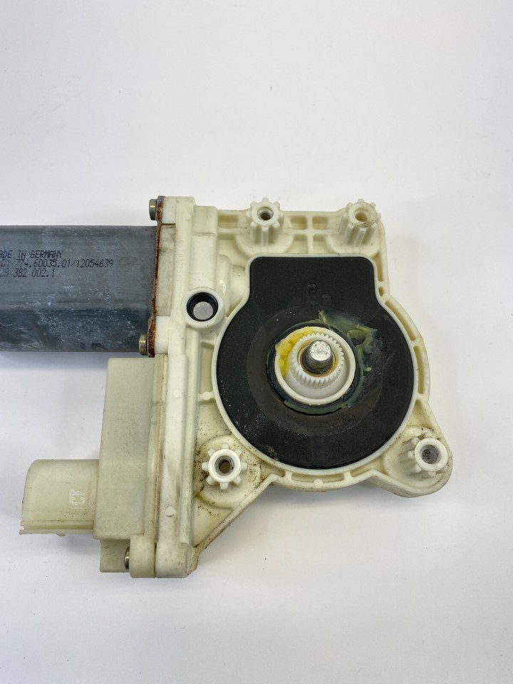 2002-2005 BMW 745i 745Li Rear Right Side Door Power Window Motor ...