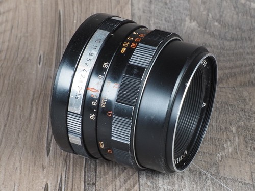 Pentacon auto f1.8 50mm rare Zebra M42 screw mount tiny bit of fungus ...