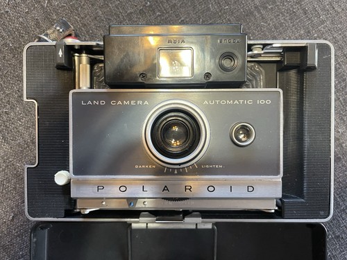 Vintage Polaroid 100 Automatic Land Camera w Case Flash Manual & Bulbs ...