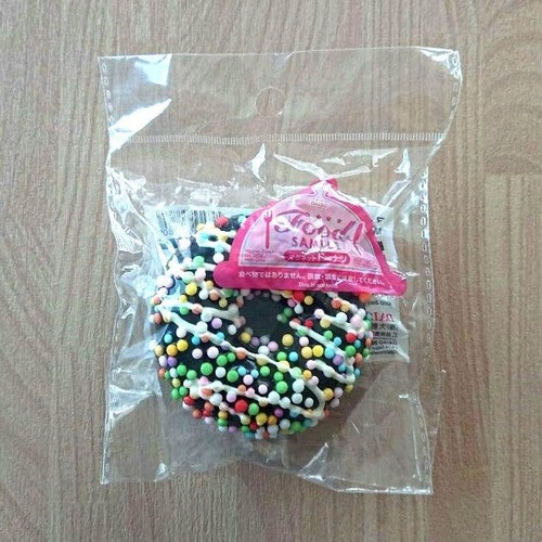 Daiso Squeeze Magnet Donut Food Sample Small Gift | eBay