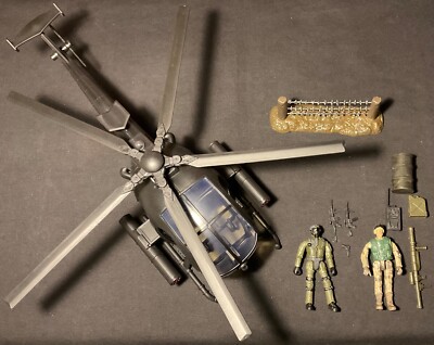 World Peacekeepers - Combat Helicopter w/ Pilot & Soldier - GI Joe ...