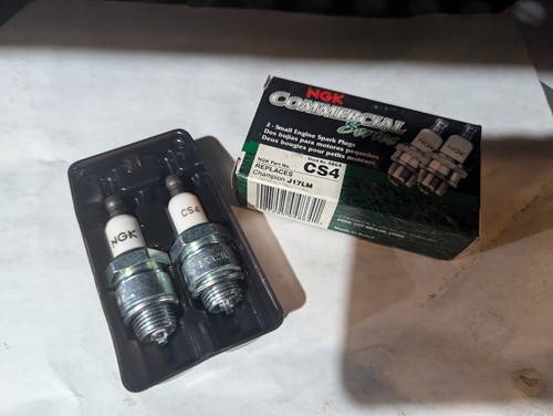 New Genuine NGK CS4 Spark Plug Commercial Series Stock #4864 (2-Pack ...