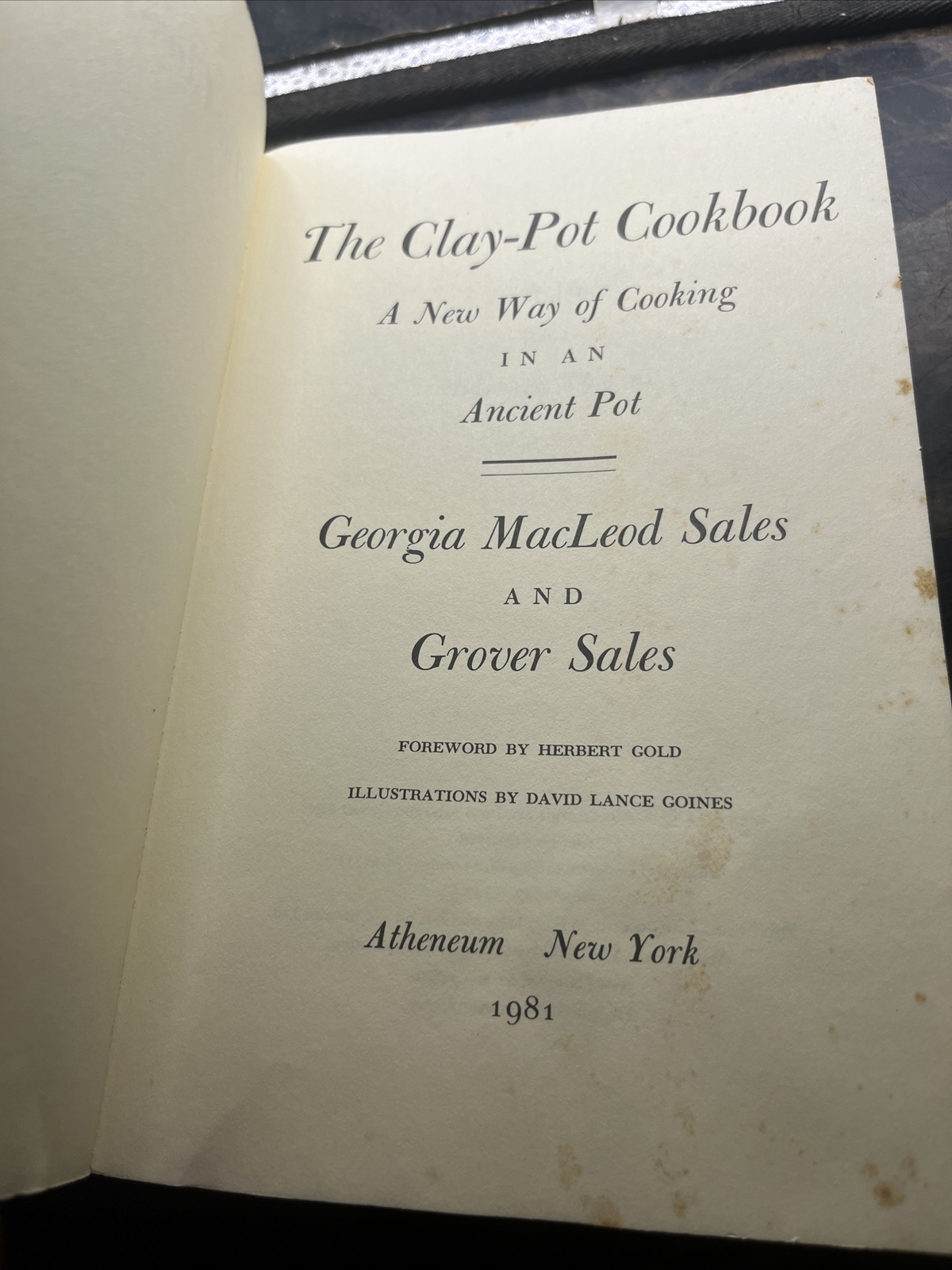 The Clay-Pot Cookbook : A New Way of Cooking in an Ancient Pot. AD ...