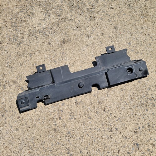 99 00 01 02 03 04 Ford Mustang Splash Shroud Guard Panel Trim OEM XR33 ...