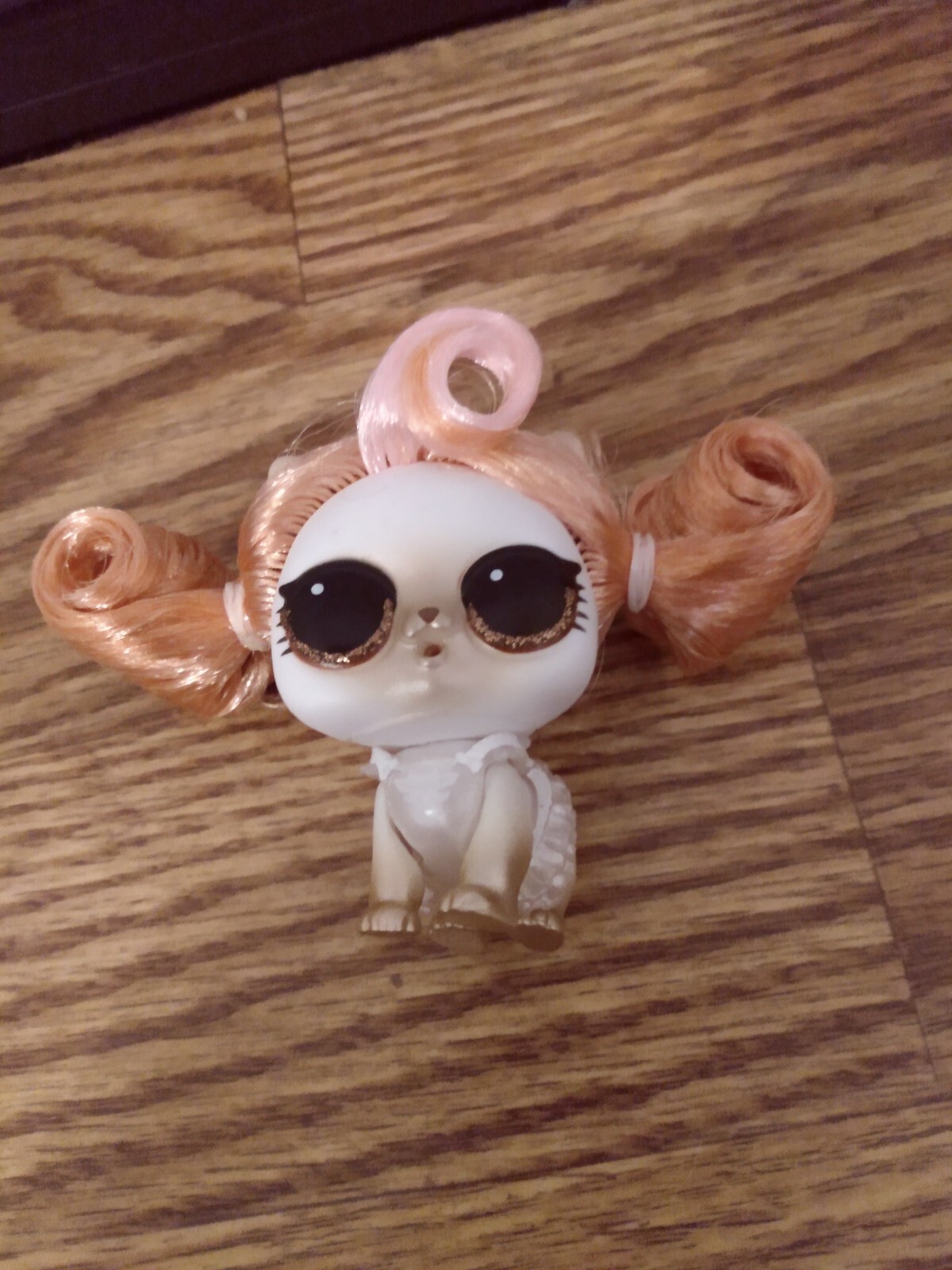 2018 MGA Entertainment LOL Surprise Pets Frilly Kitty 2.25" Toy Figure ...