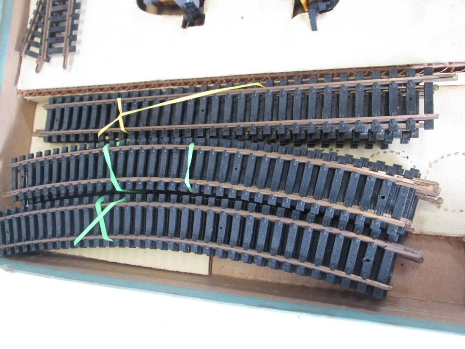 Vintage 1950's Revell HO Scale Electric Train Set model railroad Union ...