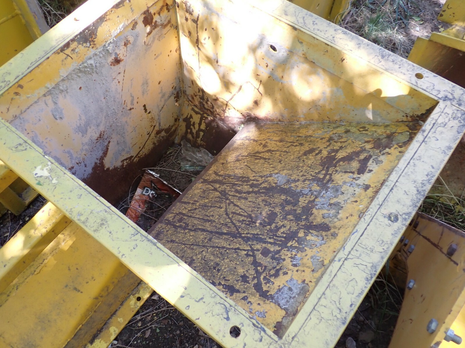 Gomaco GT-3200 Concrete Curb & Gutter Mold Stand-Up Curb 12" x 10" | eBay