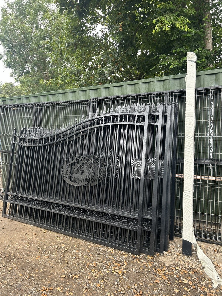 Wrought Iron Fence From The 1700 S The History Of Wrought Iron Gates