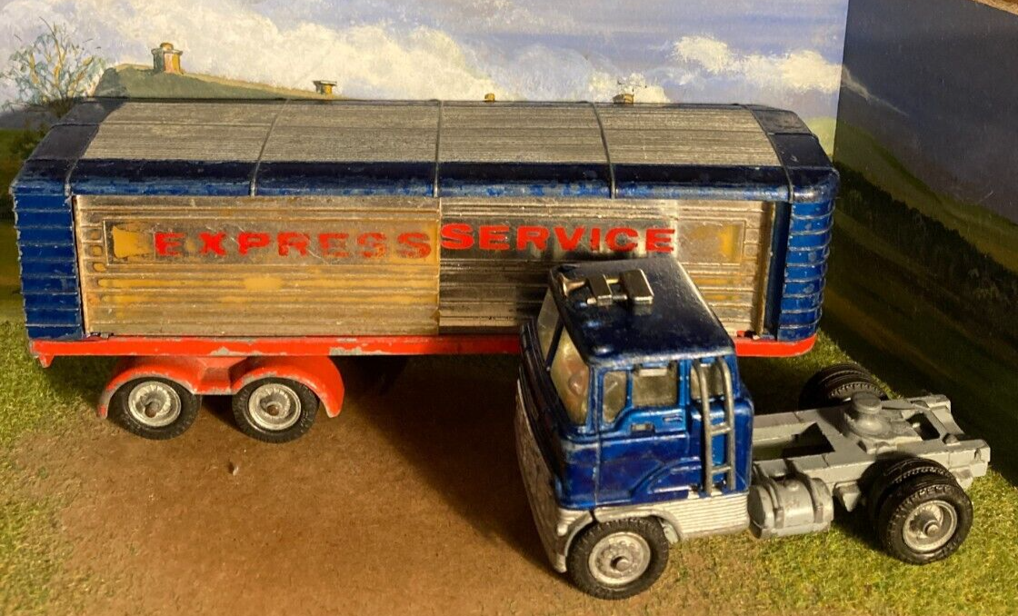 Corgi Major Toys 1137 Ford Articulated Truck Express Service for sale ...