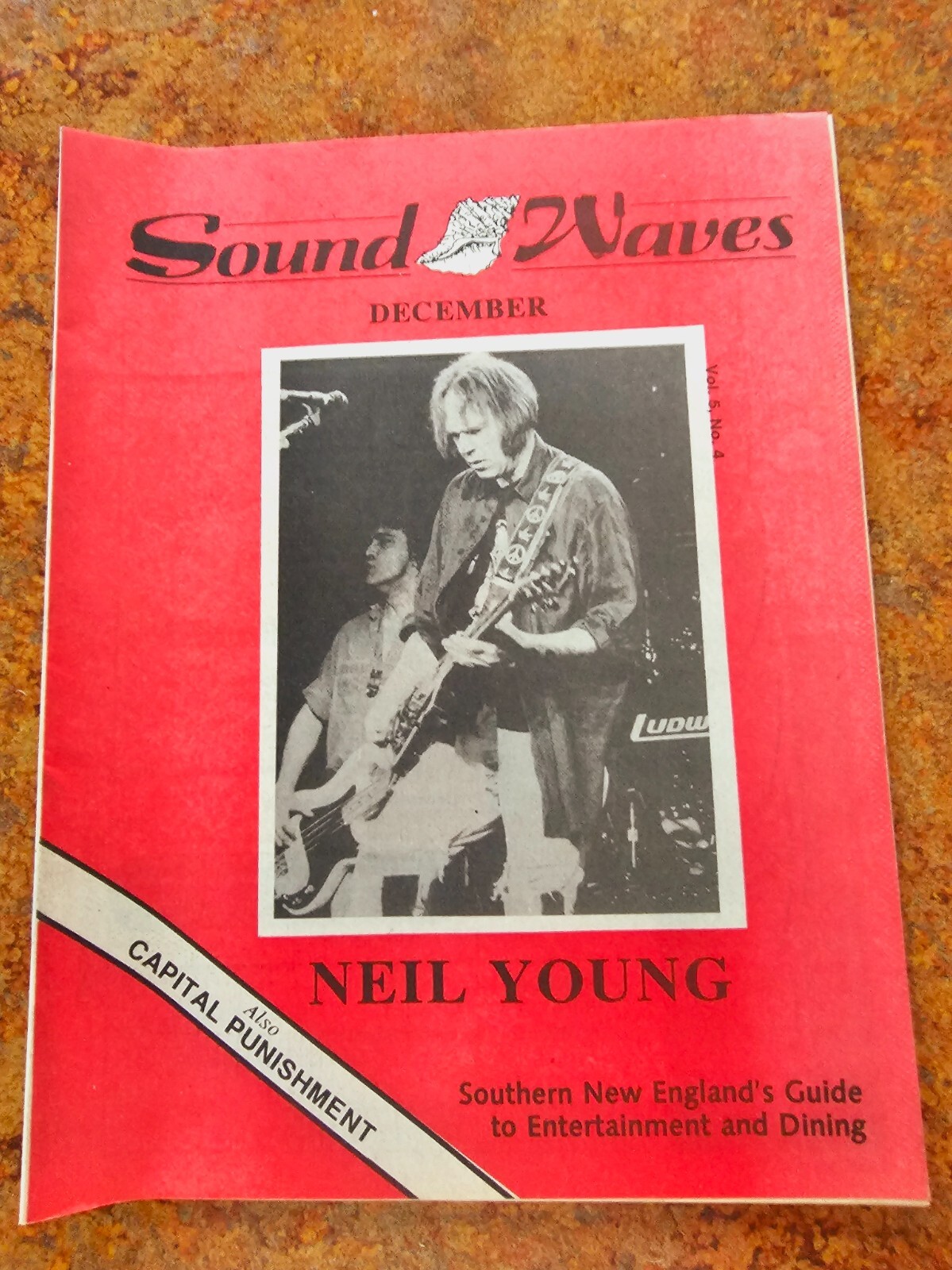 NEIL YOUNG - 1994 Sound Waves Magazine Vol.5 No.4 - Collector's Edition ...