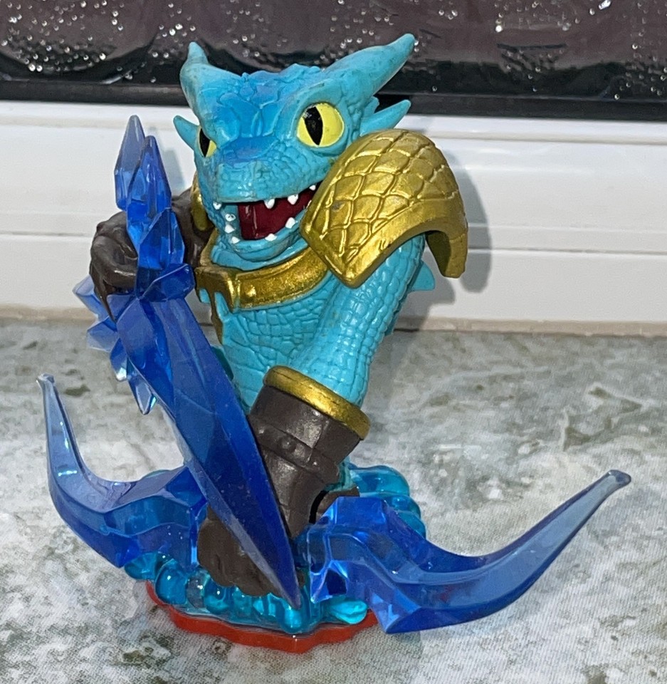 Skylanders Trap Team Fantasy Games Figure SNAP SHOT Trap Master ...