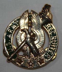 ORIGINAL, FULL SIZE, GOLD U.S. ARMY RECRUITER BADGE W/ SAPPHIRE STAR | eBay