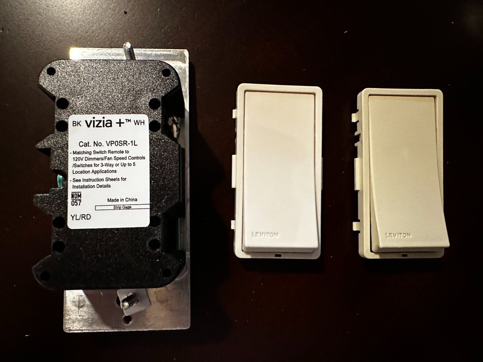 Leviton VP0SR-1LZ Vizia RF+ Matching Switch Remote, White/Ivory/Lt ...