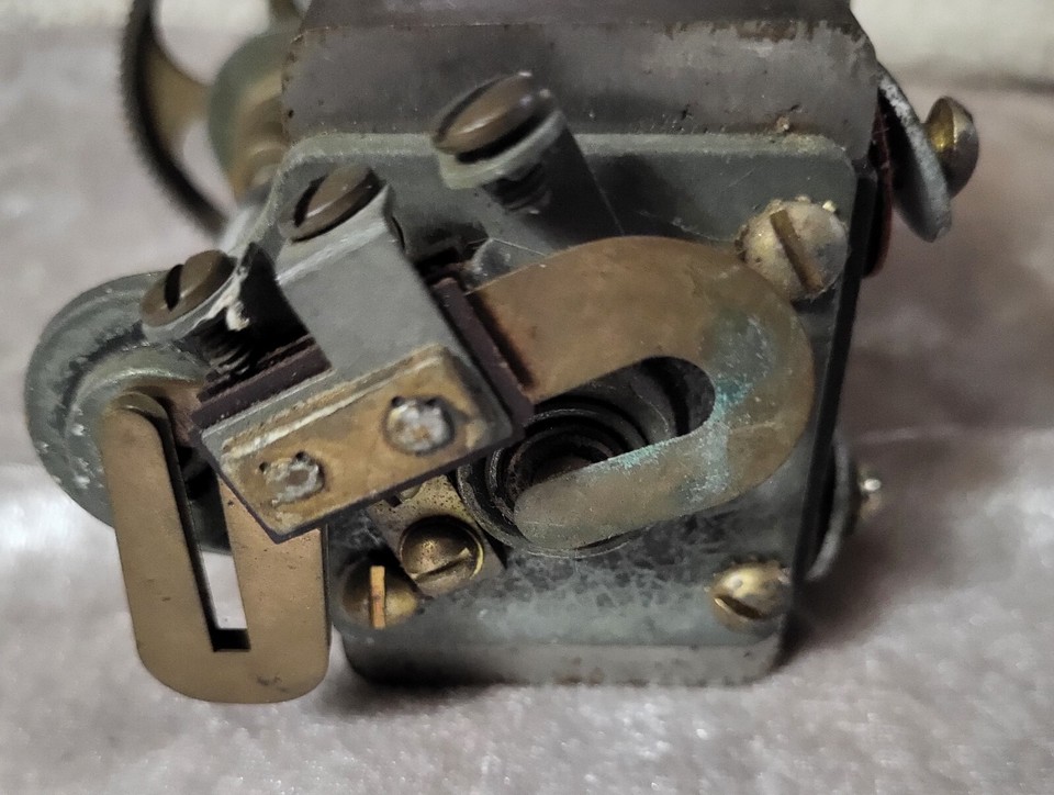 WW11 Antique Mini Magneto For Field Crank Phones Works Good Condition ...