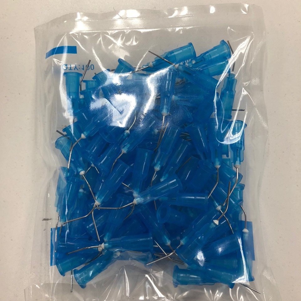 600 Blue Etch Pre-Bent Applicator Needle Tips, 25 Gauge (6 Bags of 100 ...