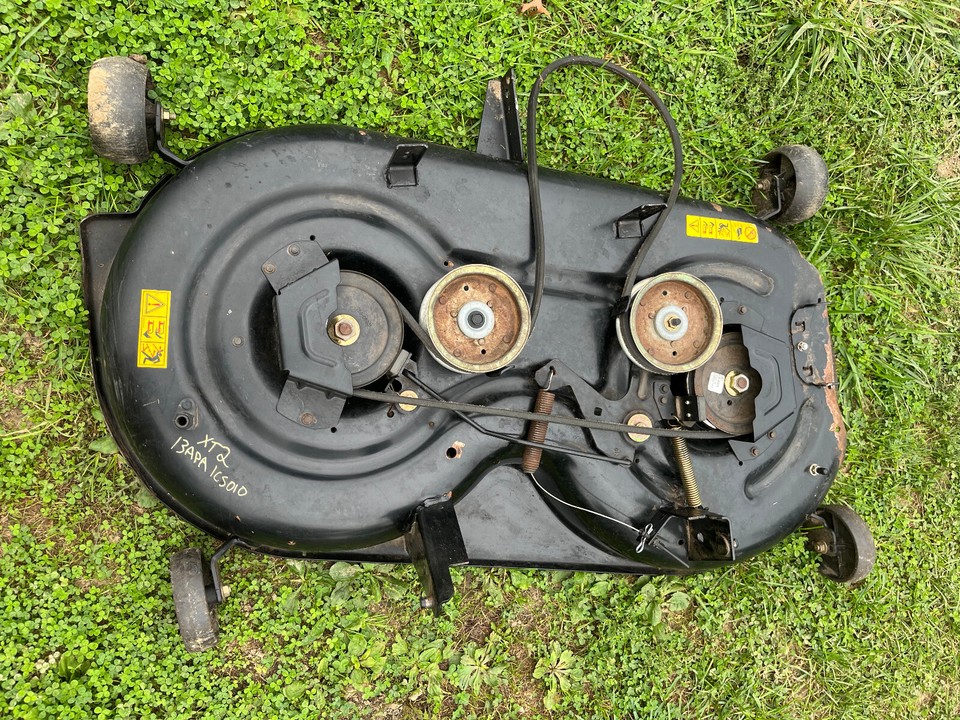 Cub Cadet XT2-LX 42" KH Enduro Lawn Mower Cutting Deck Assembly 983 ...