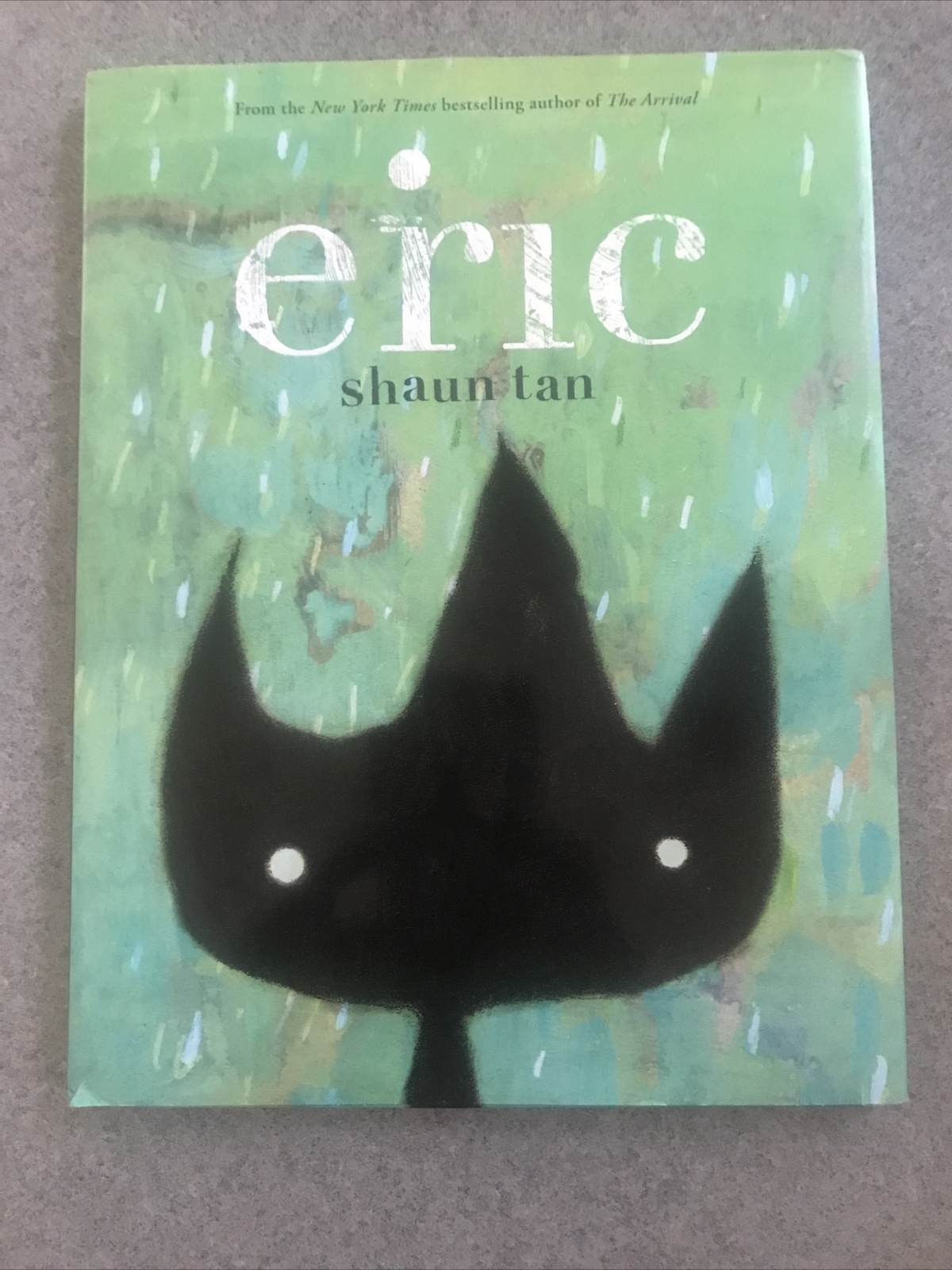 Eric - by Shaun Tan - Hardback with Dustjacket - Like New - see ...