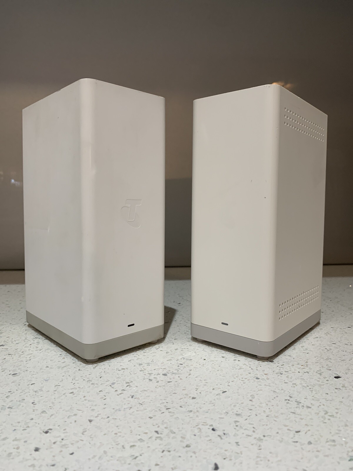 TELSTRA NBN SMART MODEM GEN 2 / 4G / VOICE BACKUP , Models: DJA0231 ...