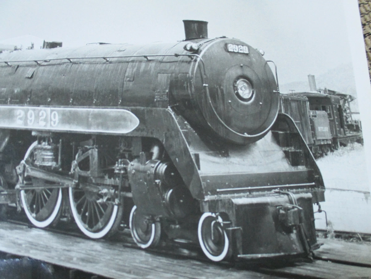 2929 Locomotive