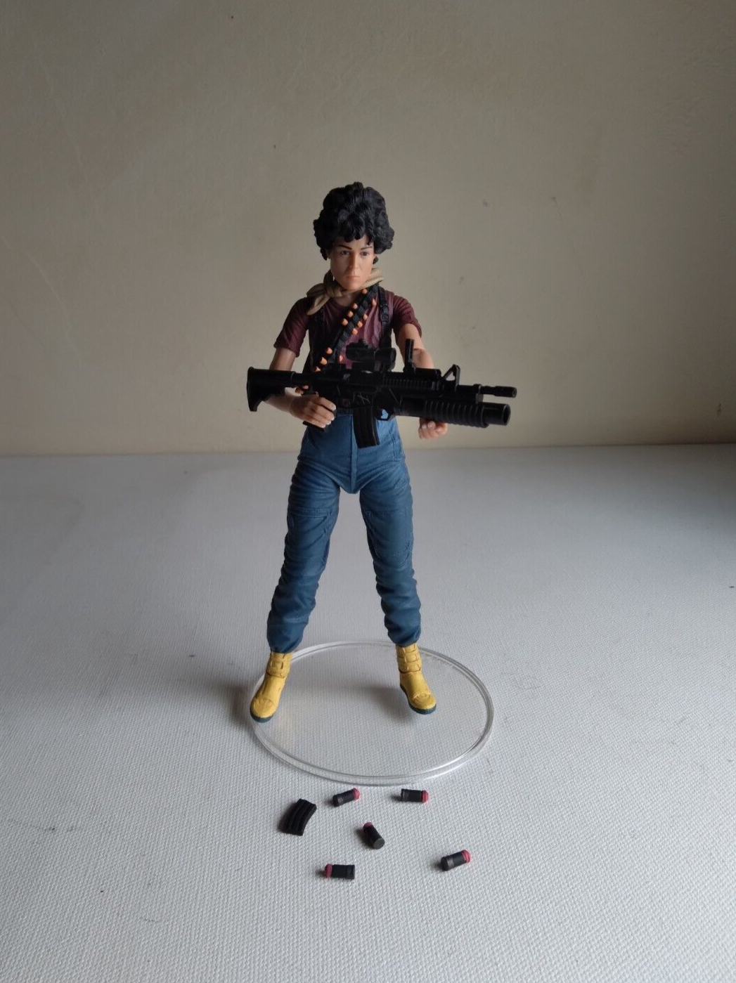 NECA Aliens Ellen "RIPLEY" SPACE MARINE Kenner Tribute CUSTOM GUN *U.S ...