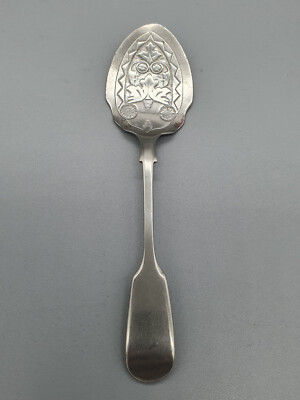 William Tay and Son's Decorative Berry Spoon Silver Plate (Mid 20thC ...