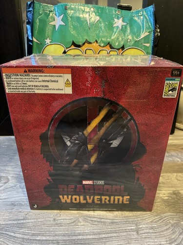 Deadpool Wolverine Jazwares SDCC 2024 Comic Con Mask Cosplay Exclusive ...