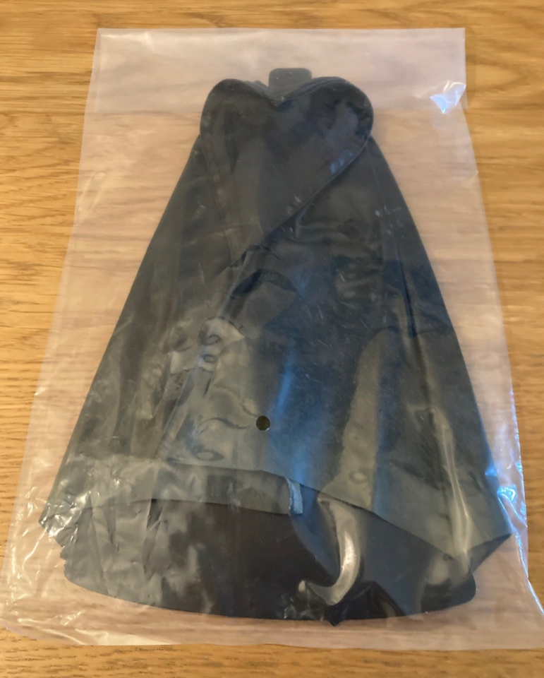 Hot Toys The Batman with Sticky Bomb Gun | eBay UK