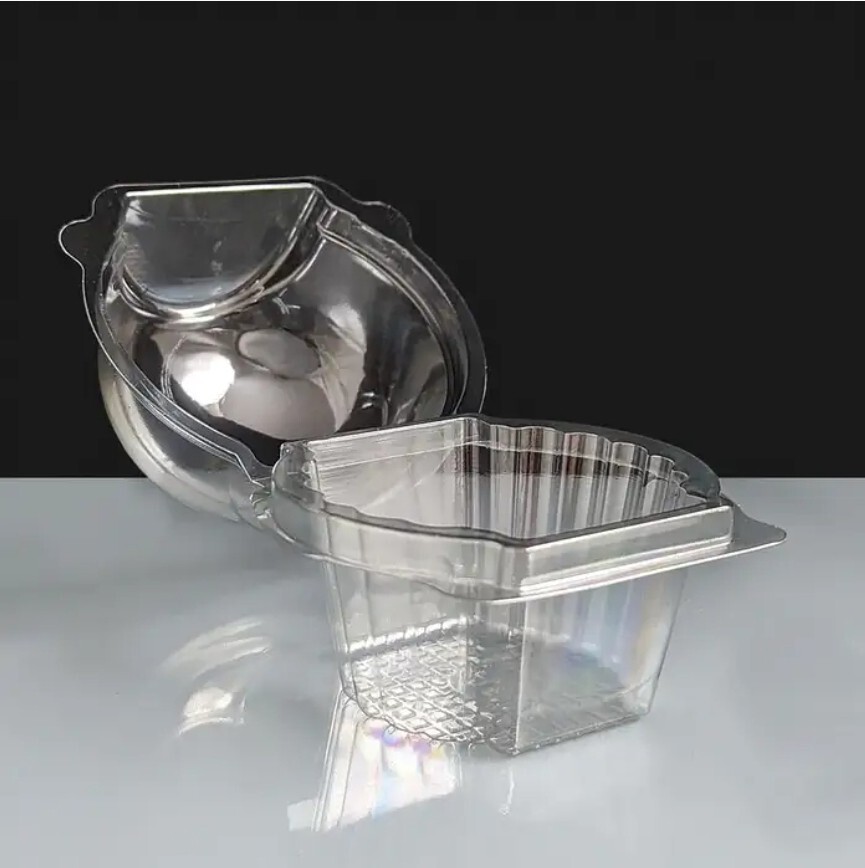 50 Hinged Plastic Dome Cupcake Pods Large Cupcake Holder Clear Plastic ...