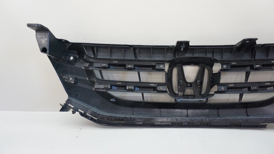 2014-2017 HONDA ODYSSEY FRONT BUMPER RADIATOR GRILLE GRILL OEM 75100 ...