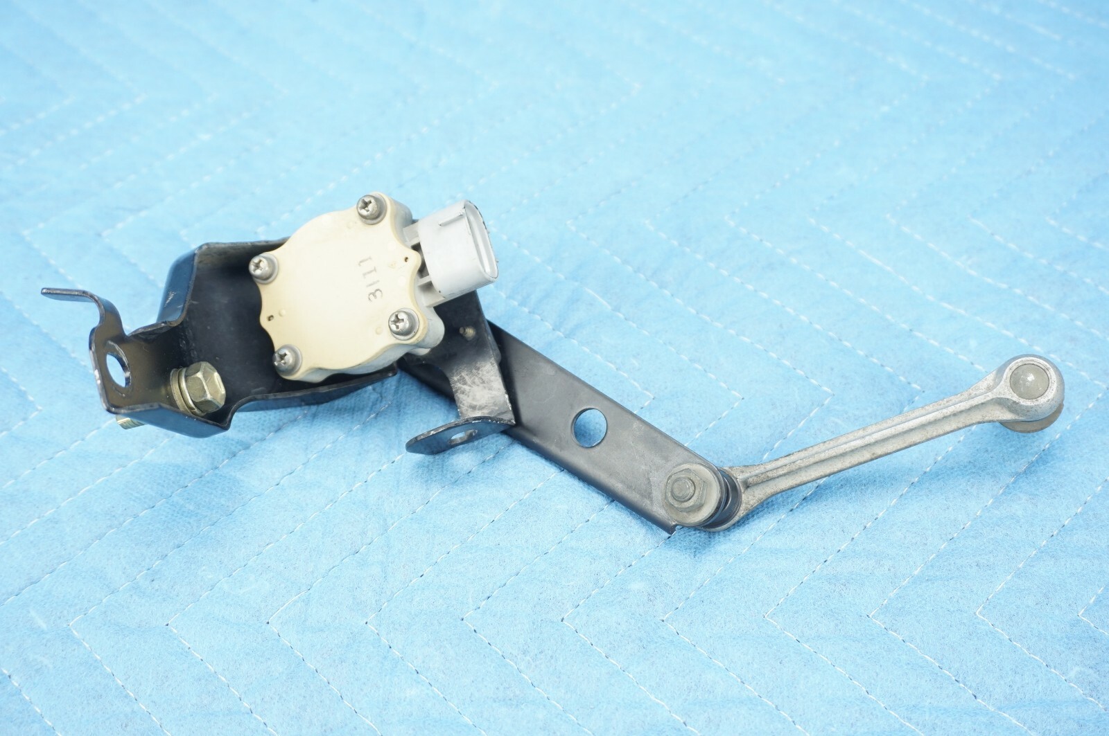 Lexus LX470 Rear Height Control Sensor w/Link 89407-60010 1998-2007 OEM ...