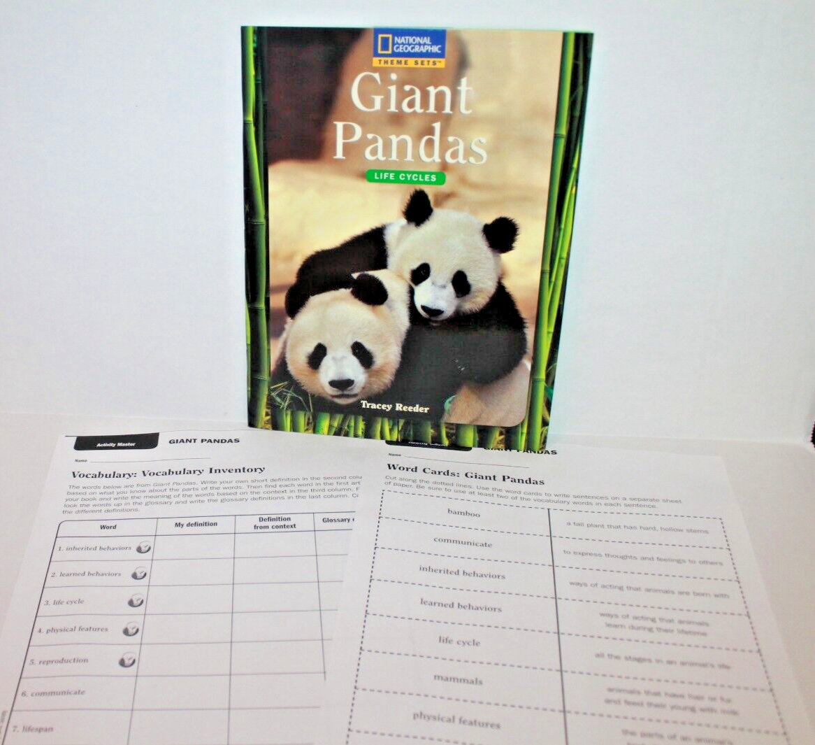 National Geographic Book : Giant Pandas - Life Cycles by Tracey Reeder ...