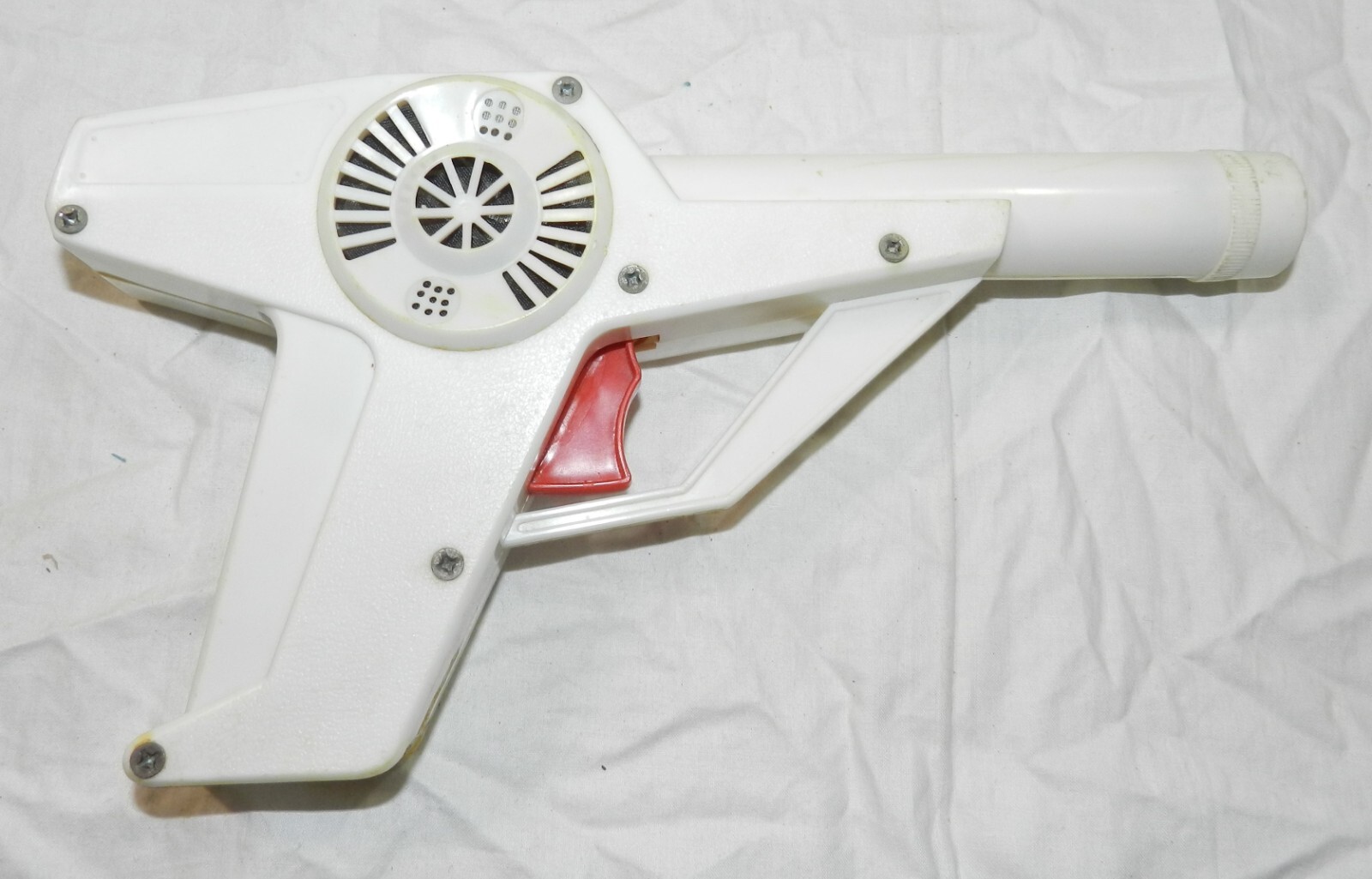 Vintage White Plastic Ray Gun with Sound and Light - Unknown maker | eBay