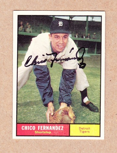 Chico Fernandez (Dec) signed 1961 Topps card #112-Detroit Tigers | eBay