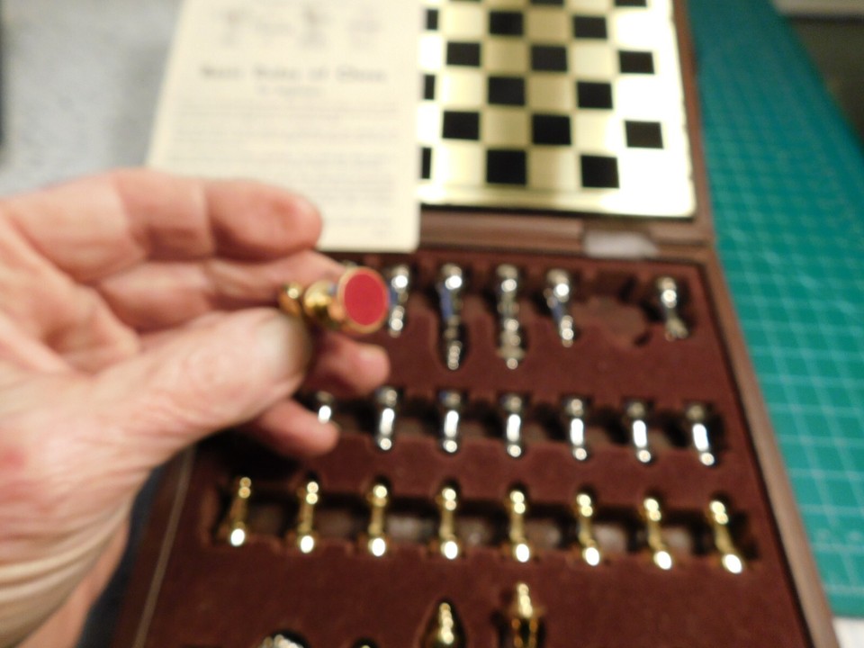 Pacific Game Co. Pleasantime Classic Heavy Metal Gold & Silver Chess ...