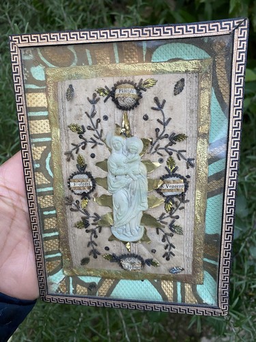 Reliquary & Multiple Relics & Catholic & Prayer & Veneration ...