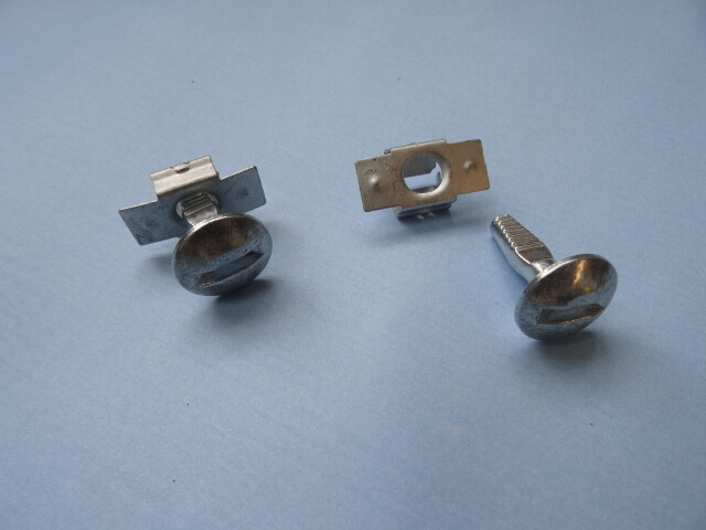 VOLVO UNDERTRAY ENGINE GUARD RETAINER FIXING FASTENING TRIM CLIPS 5x ...