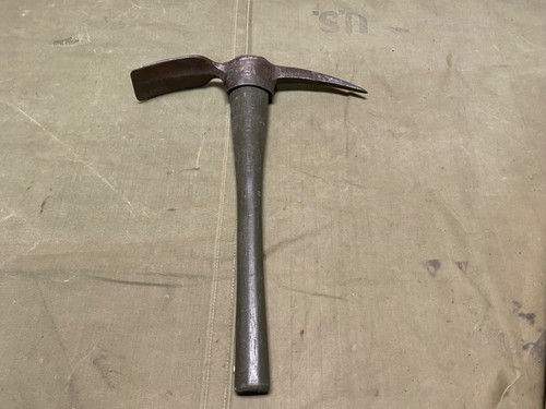 ORIGINAL WWI WWII US ARMY M1910 PICK AXE MATTOCK- "US" stamped | eBay