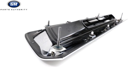 2017-2018 Chevrolet Silverado HD Hood Air Vent 84240940 Chrome Genuine ...